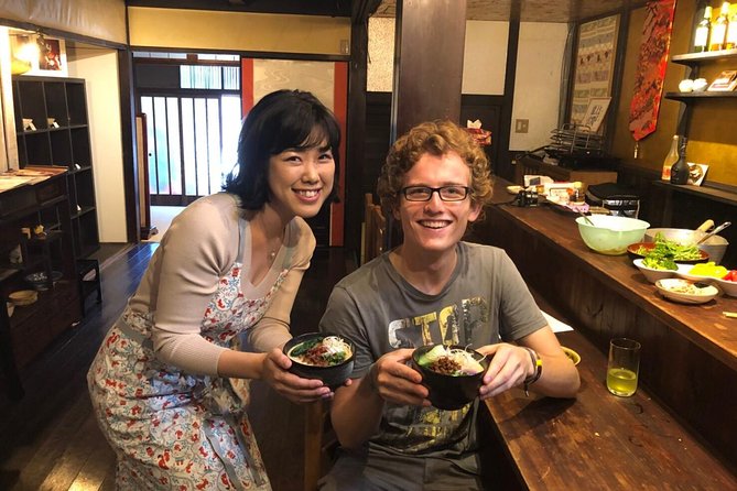 Vegan/Vegetarian Ramen and Gyoza by Bentoya Cooking - Key Points