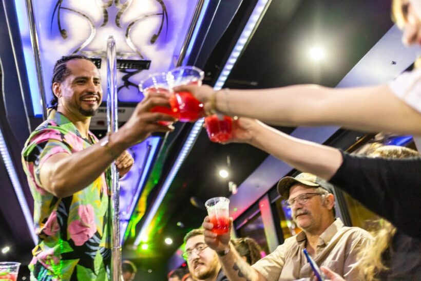 Vegas: 4-Hour Club Crawl with Party Bus Experience - Key Points