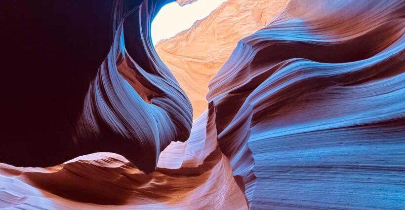 Vegas: Antelope Canyon, Horseshoe Bend w/ Lake Powell - Antelope Canyon: A Natures Masterpiece
