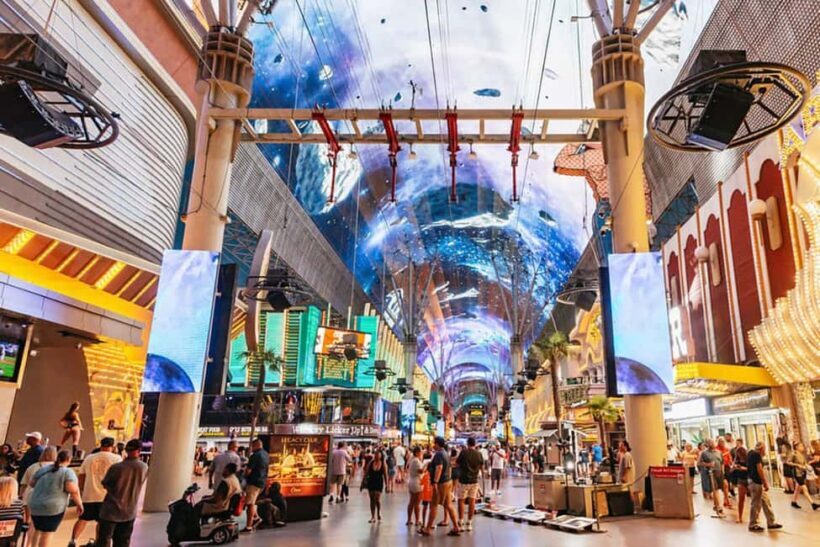 Vegas Explorer: Hop-On Hop-Off Adventure at Your Own Pace - Who Is This Tour Best For?