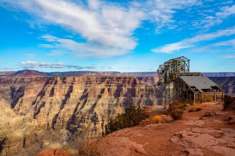 Vegas: Grand Canyon Airplane, Helicopter and Boat Tour - FAQ