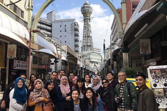 Vegetarian and Muslim Friendly Private Tour of Osaka - Wandering Kuromon Ichiba Market