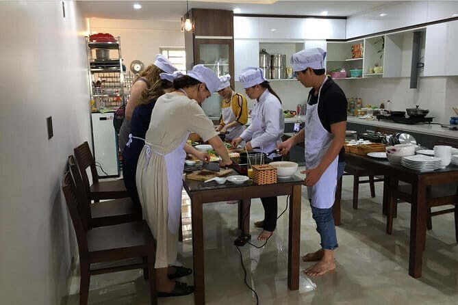 Vegetarian Cooking class and Basket Boat Riding - FAQ