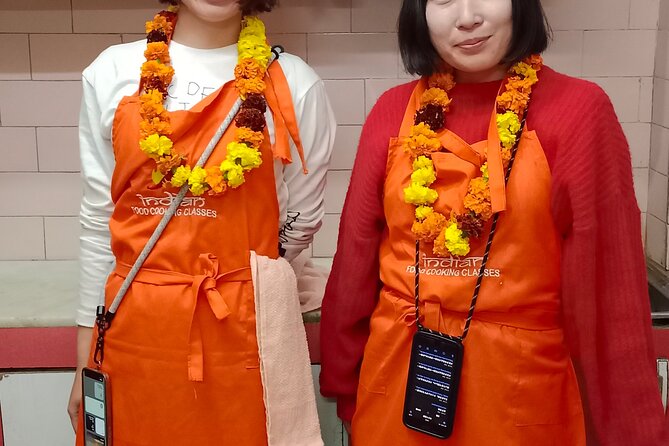 Vegetarian : Private Cooking Class in Delhi( Learn 7 meal) - FAQs