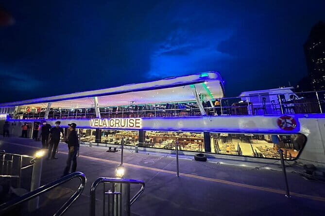 Vela Dinner Buffet Cruise with Bangkok Night Views and Shows - An In-Depth Look at the Experience