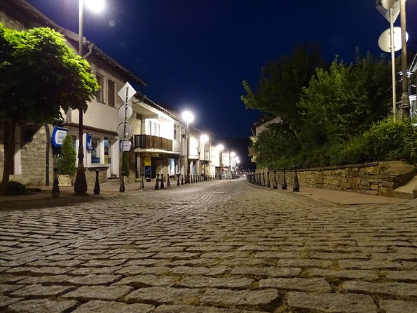 Veliko Tarnovo and Arbanasi Tour From Sofia - Tour Accessibility and Considerations