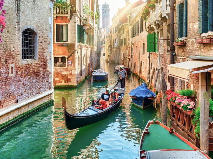 Venetian Dreams VIP: Gondola Ride & Hidden Canals Tour - The Itinerary Breakdown