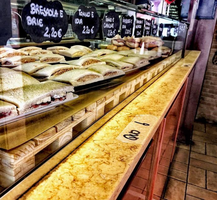 Venice: A Culinary Journey Through Brunetti's Mysteries - Group Size and Flexibility