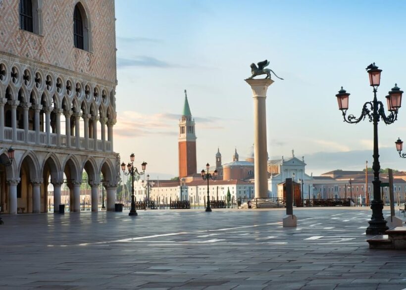 Venice: Basilica, Doge's Palace, Gondola and Lagoon Islands - An In-Depth Look at the Tour Experience