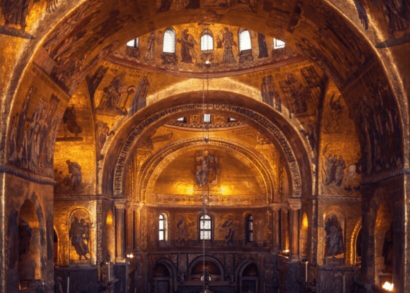 Venice: Basilica, Doge's Palace, Gondola Ride Guided Tour - Discovering Venice on a Budget and in Style
