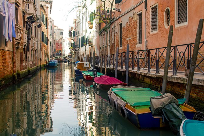 Venice Boat Tour on Grand Canal With Local Guide - Host Responses and Customer Service