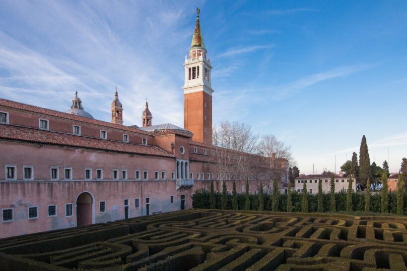 Venice: Borges Labyrinth Experience on San Giorgio Island - Key Points