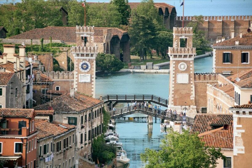 Venice: Castello District Private Walking Tour - Detailed Breakdown of the Tour