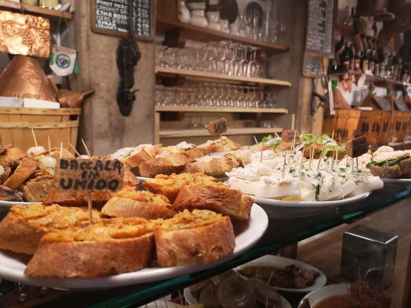 Venice: Cicchetti, Spritz, and Wine Tour in Ghetto Ebraico - Key Points