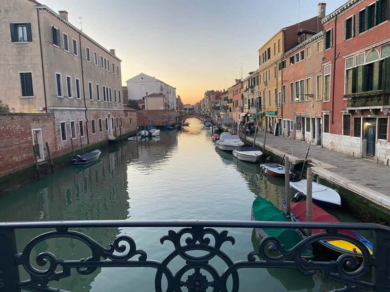 Venice: Cicchetti, Spritz, and Wine Tour in Ghetto Ebraico - Authenticity and Reviews: What Travelers Say