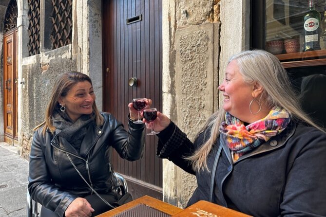 Venice Cicchetti & Spritz Food Tour in Cannaregio With Dinner - Gelato Tasting Experience