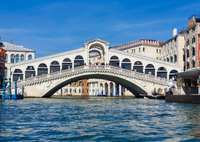 Venice: City Center Historical Guided Walking Tour - Rialto Bridge & Grand Canal Views