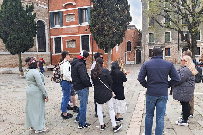 Venice City Highlights Small Group Tour with a local guide - The Authentic Venice Experience in a Nutshell