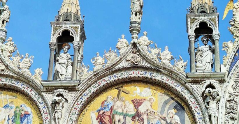 Venice: Doge's Palace and Basilica Tour with Gondola Ride - Key Points