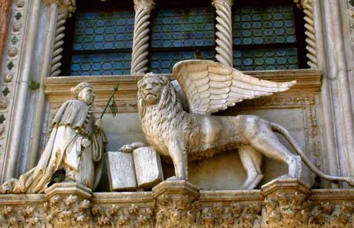 Venice: Doge's Palace and St. Mark's Private Walking Tour - Breaking Down the Itinerary