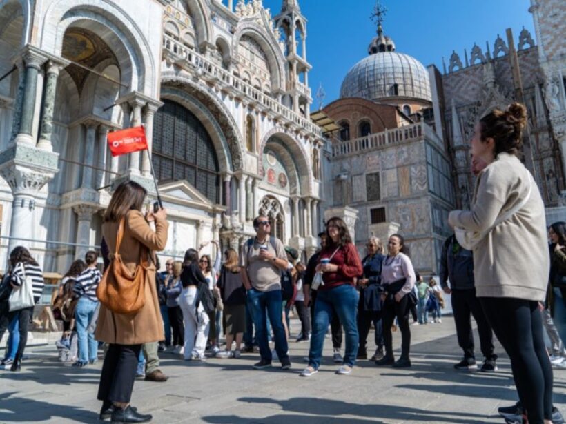 Venice: Doge's Palace and St Mark's Tour with Gondola Ride - The Detailed Itinerary