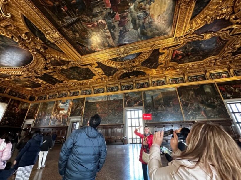 Venice: Doge's Palace and St Mark's Tour with Gondola Ride - FAQ