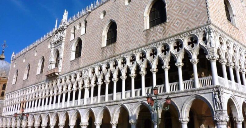 Venice: Doges Palace Guided-Tour & Gondola Ride - Doges Palace Guided Tour