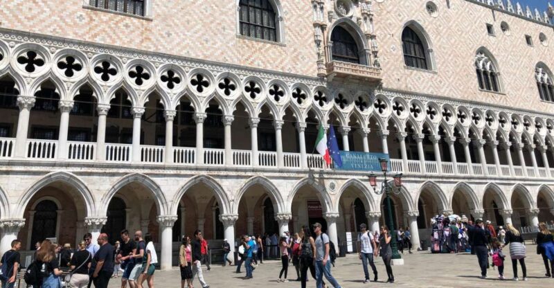 Venice: Doges Palace & St. Marks Basilica Tour - Key Points