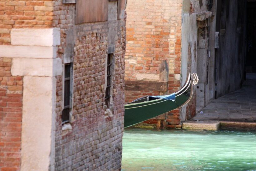 Venice: Doge's Palace with St. Mark's Basilica & Gondolas - The Atmosphere and Authenticity
