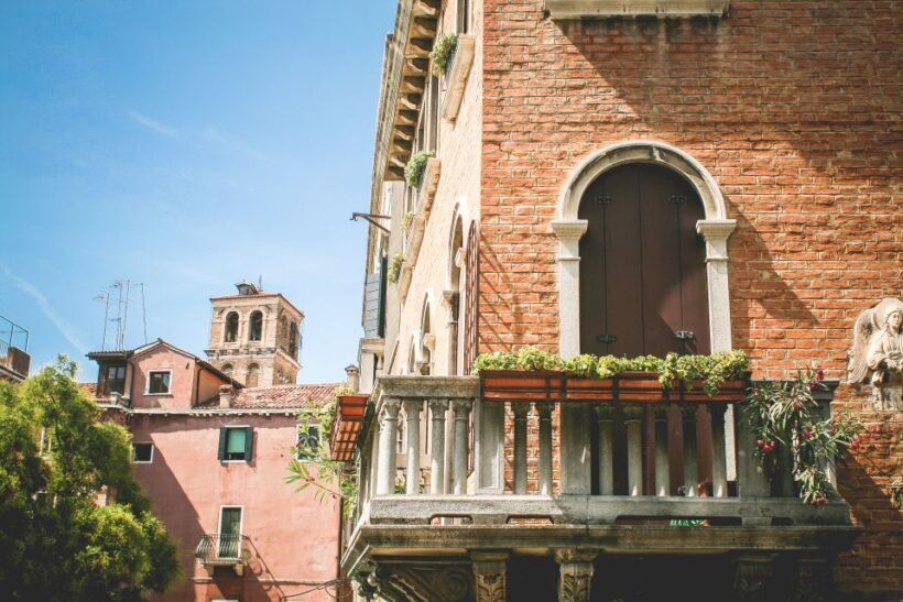 Venice: Dorsoduro and San Polo District Private Walking Tour - FAQs
