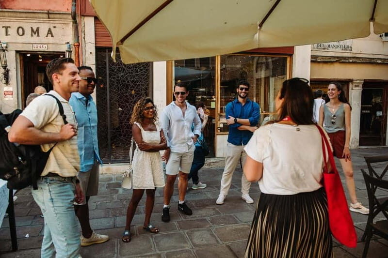 Venice: Eat & Drink Like a Local  Evening Cicchetti Tour - A Closer Look at the Experience
