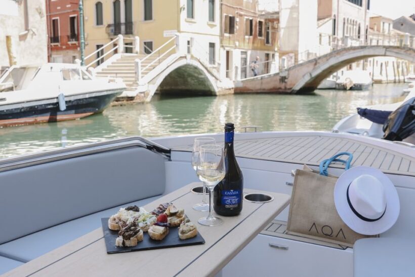 Venice: Explore Venice on Electric Boat - Key Points