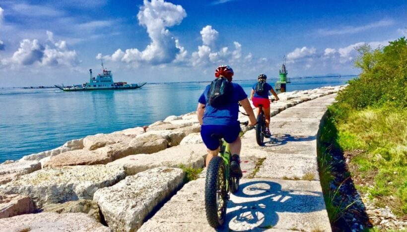 Venice: Full Day Bike Rental - The Sum Up