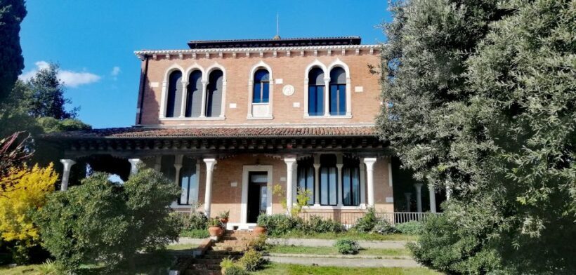 Venice: Giudecca Island Discover Walking Tour - What Makes This Tour Special