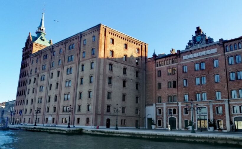 Venice: Giudecca Island Discover Walking Tour - Practical Tips