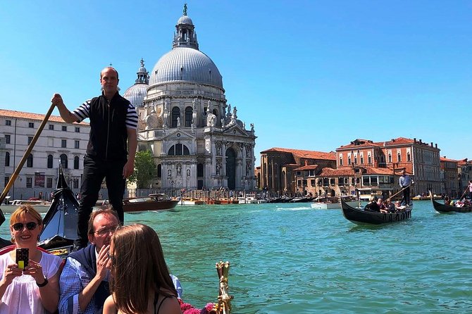 Venice Gondola Ride & Extra Meal Break at Illy Caffè - Exploring the Scenic Canals of Venice