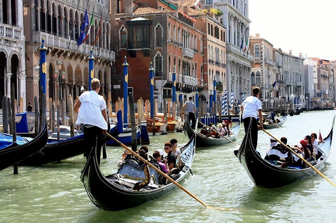 Venice Gondola Ride & Extra Meal Break at Illy Caffè - Indulging in a Meal Break at Illy Caffè
