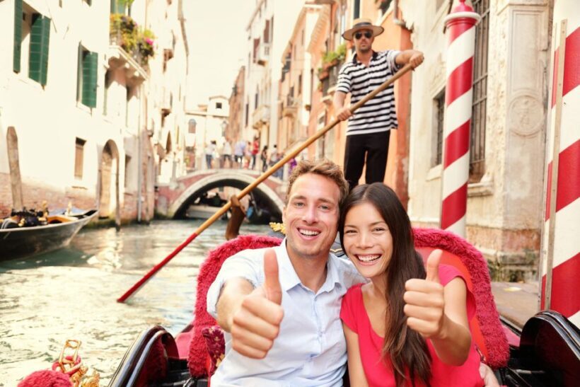 Venice: Grand Canal by Gondola with Live Commentary - Price and Value Analysis