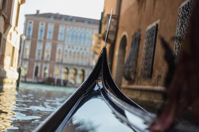 Venice: Grand Canal by Gondola With Live Commentary - Customer Feedback and Reviews