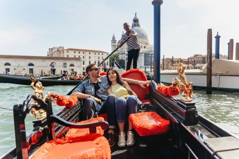 Venice: Grand Canal Gondola Ride with App Commentary - Pricing and Value