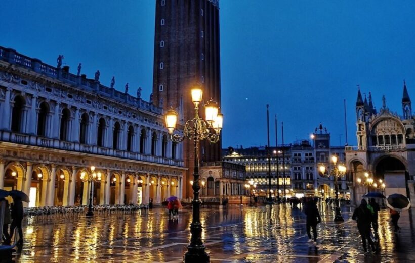 Venice: Guided Night Walking Tour & Saint Mark's Basilica - Authentic Experiences From Fellow Travelers