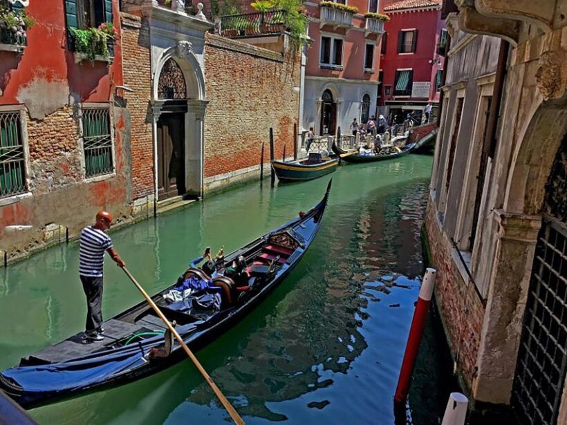 Venice Hidden Treasures: Walk & Gondola Ride - Key Points