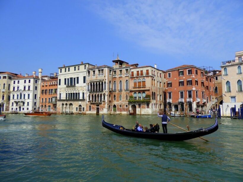 Venice: Historical Gondola Yard Private Tour - Why This Tour Is Worth It