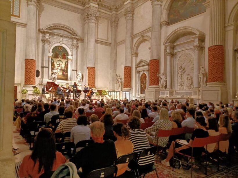 Venice: Interpreti Veneziani Concert at Church of San Vidal - A Detailed Look at the Concert Experience
