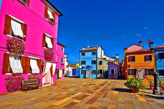 Venice Islands Boat Tour: Murano and Burano - Tour Inclusions and Exclusions