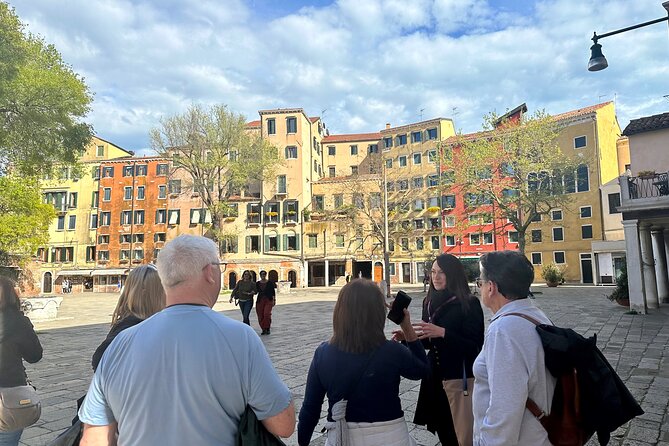 Venice Jewish Ghetto & Cannaregio District Food Wine & Sightseeing Guided Tour - Sampling Sweets and Gelato