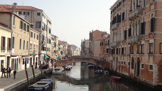 Venice: Jewish Ghetto Walking Tour With Synagogues Visit - Key Points
