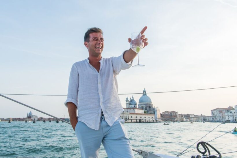Venice: Lagoon Catamaran Cruise with Music and Drinks - Why You’ll Love This Lagoon Catamaran Cruise