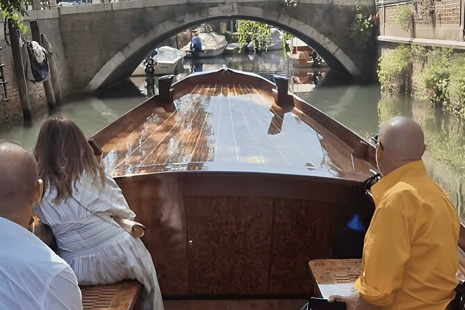 Venice Lagoon Tour With Historic Venetian Boat - Accessibility and Participation