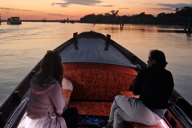Venice Lagoon Tour With Historic Venetian Boat - Highlights of the Venice Lagoon Tour